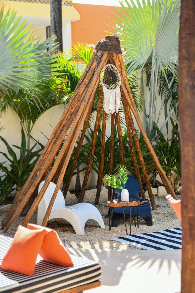 Guru Beach Club - Lotus Beach Hotel